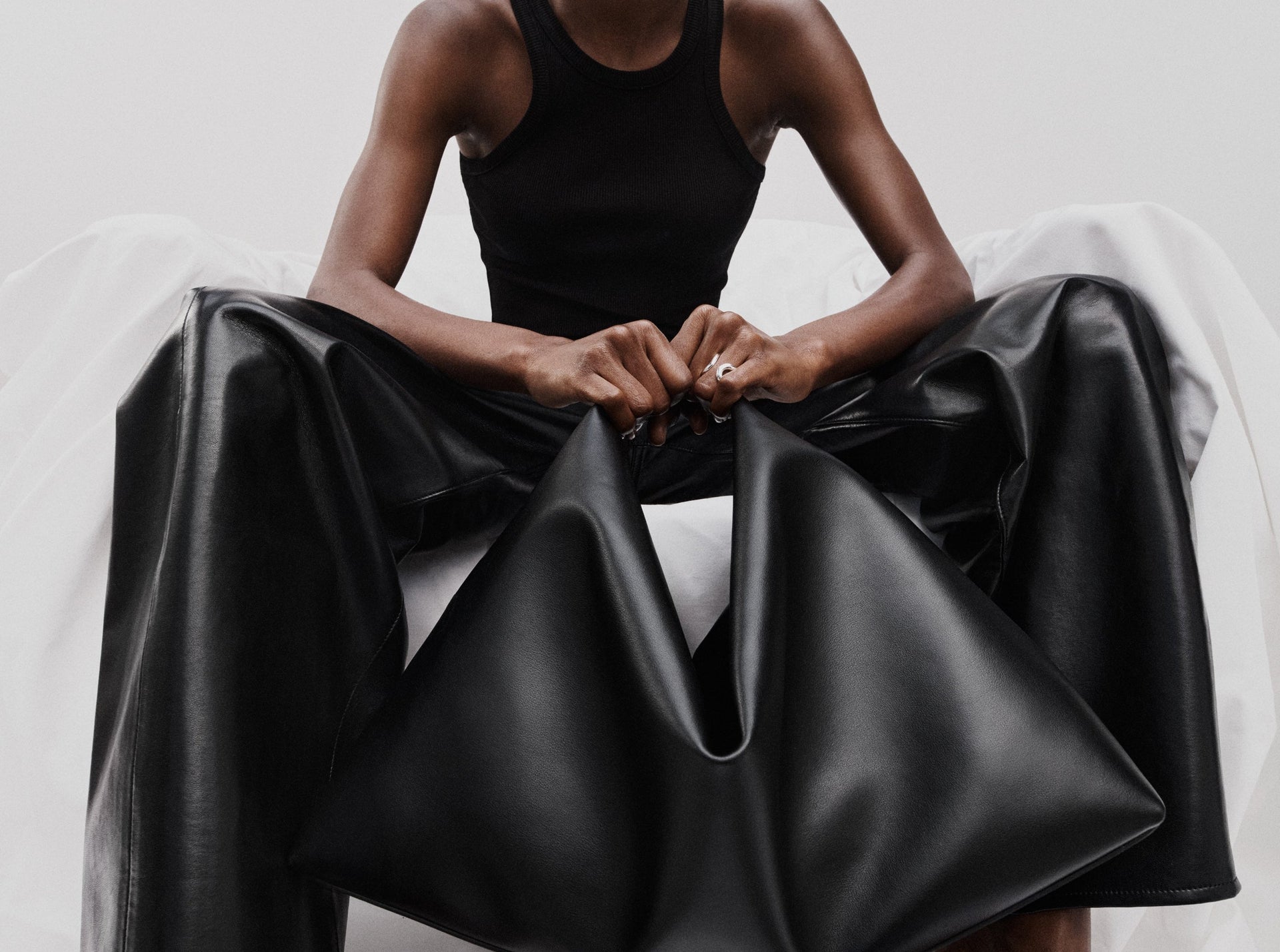 Kassandre – Parisian Leather-Goods House | Sculptural Bags