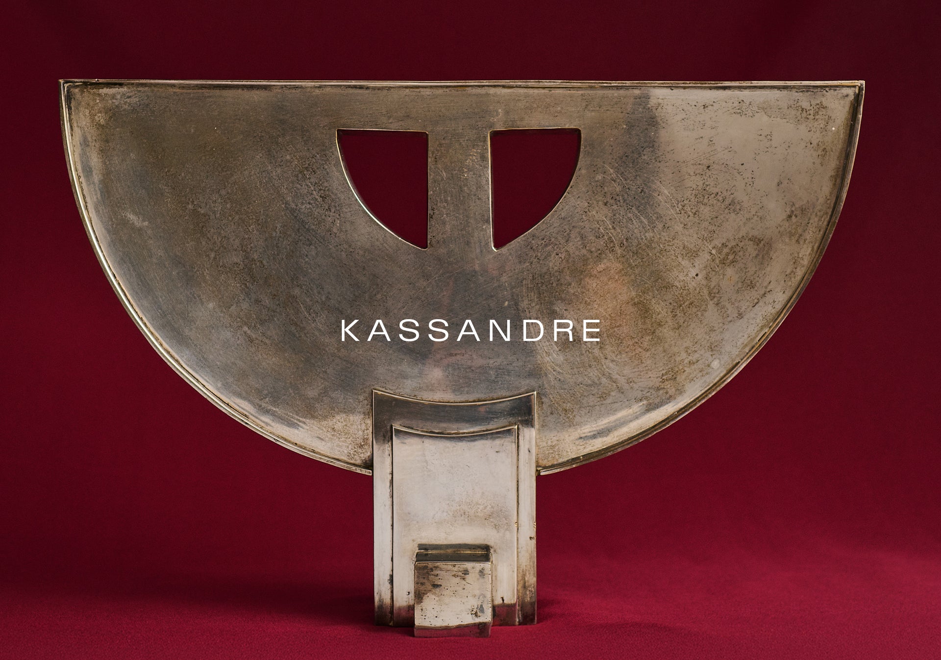 Kassandre – Parisian Leather-Goods House | Sculptural Bags