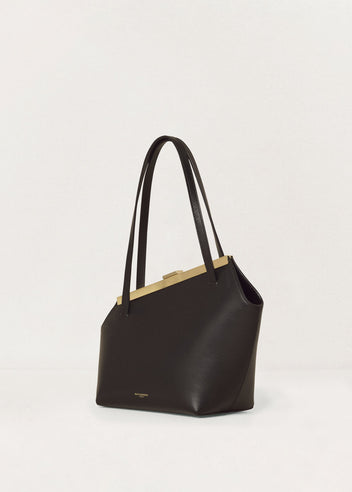 Kassandre – Parisian Leather-Goods House | Sculptural Bags